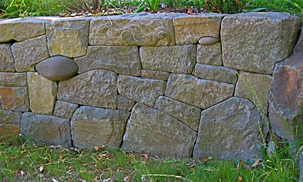 Eric Contey Stonework- wall comfort: Mt. Tabor panel – Contey Stonework
